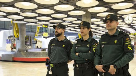 Border Control - Spaniens Grenzschützer (S4/F13) im TV Programm: 10.06 ...